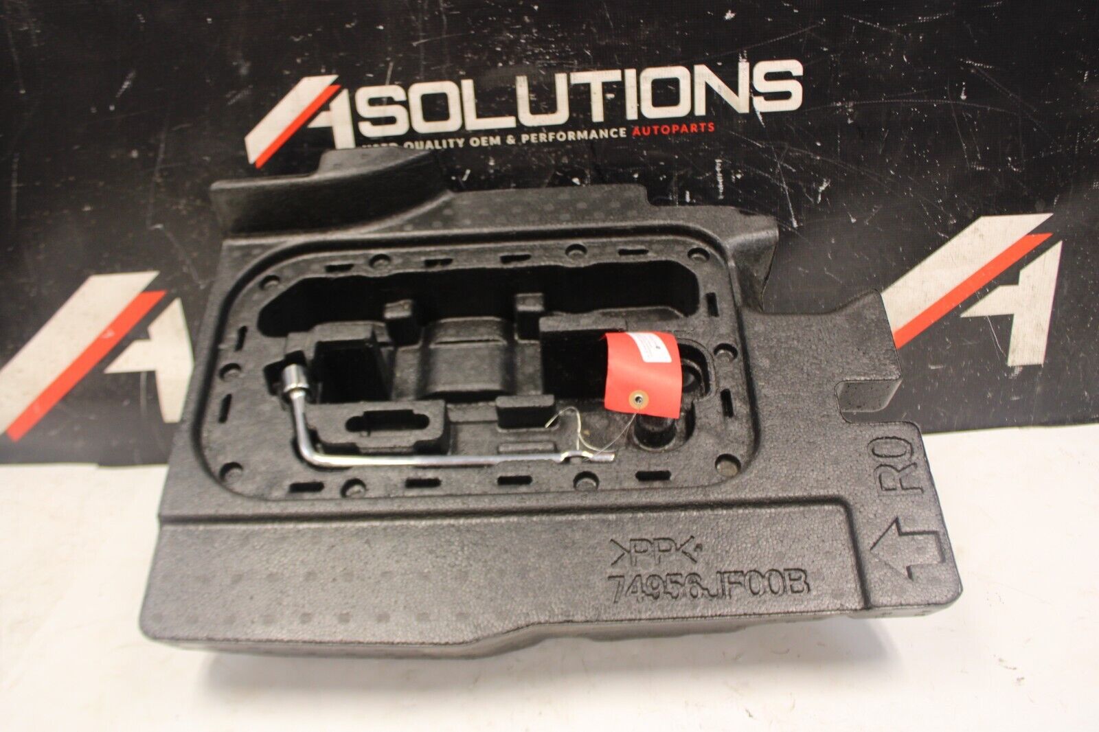 2010 NISSAN R35 GTR CBA FLOOR SPACER JACK EMERGENCY TOOL KIT FOAM INSE ...