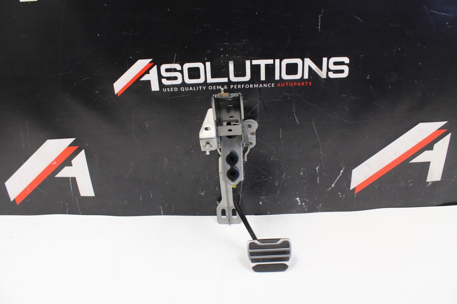 OEM NISSAN GTR R35 AWD OEM BRAKE PEDAL ASSEMBLY VR38 2013 – A Solutions ...